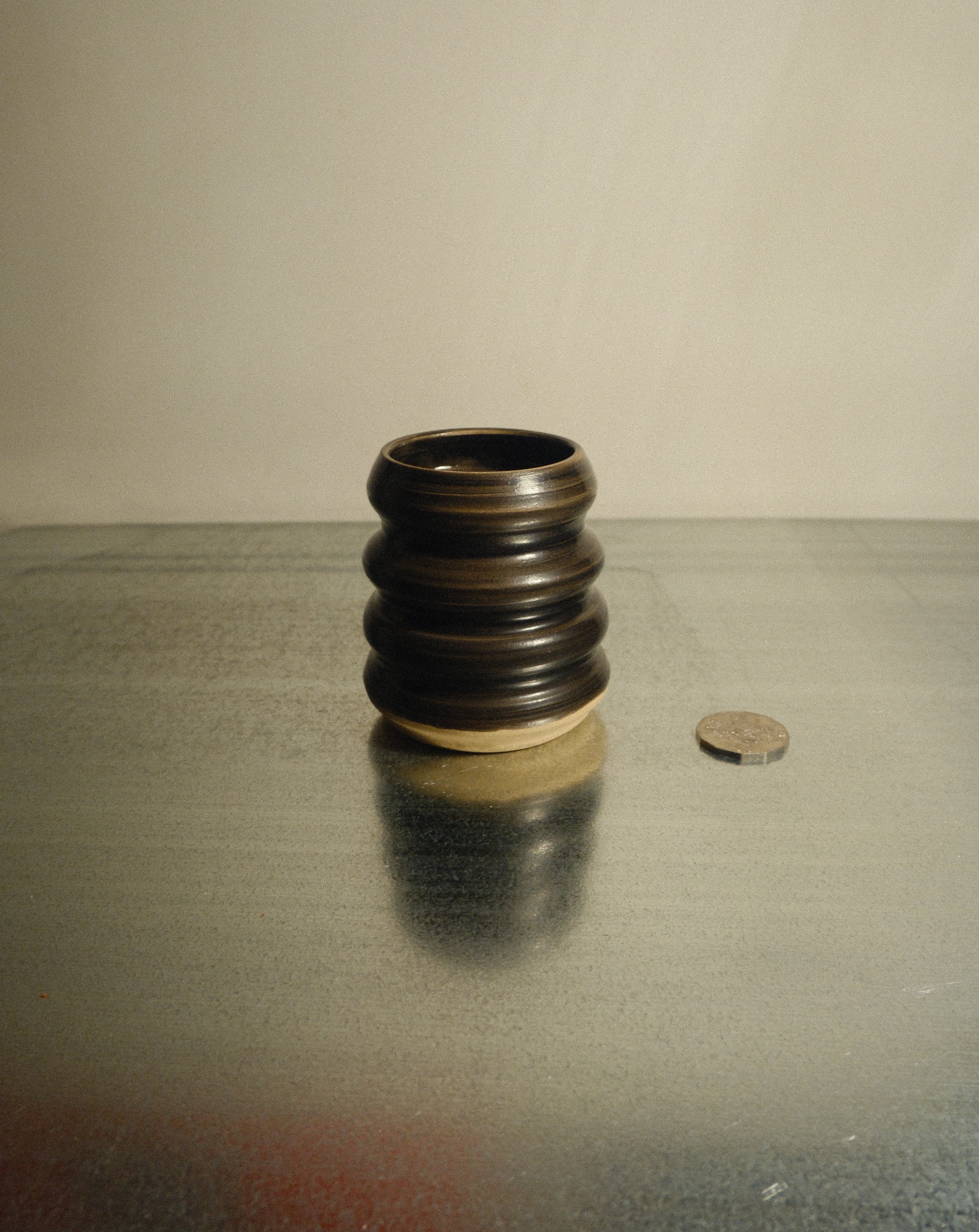 BLACK BLOB 001 – Jeac Ceramics